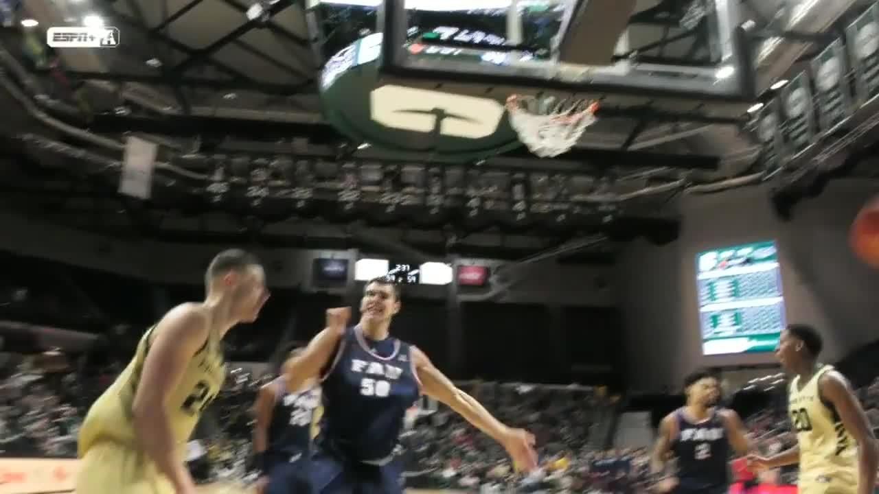 Igor Milicic Jr. throws down powerful slam vs. Florida Atlantic Owls ...