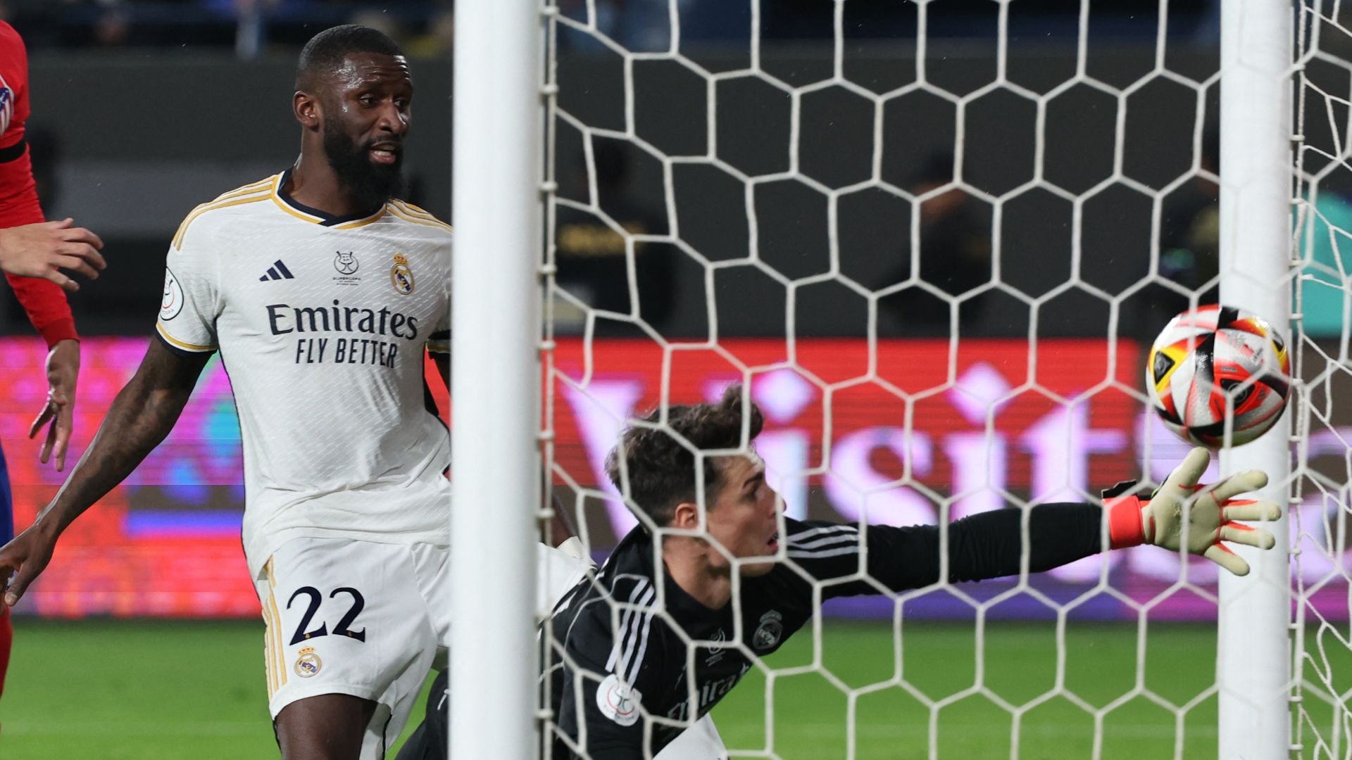 Rudiger's own goal makes it 3-2 Atleti - ESPN Video