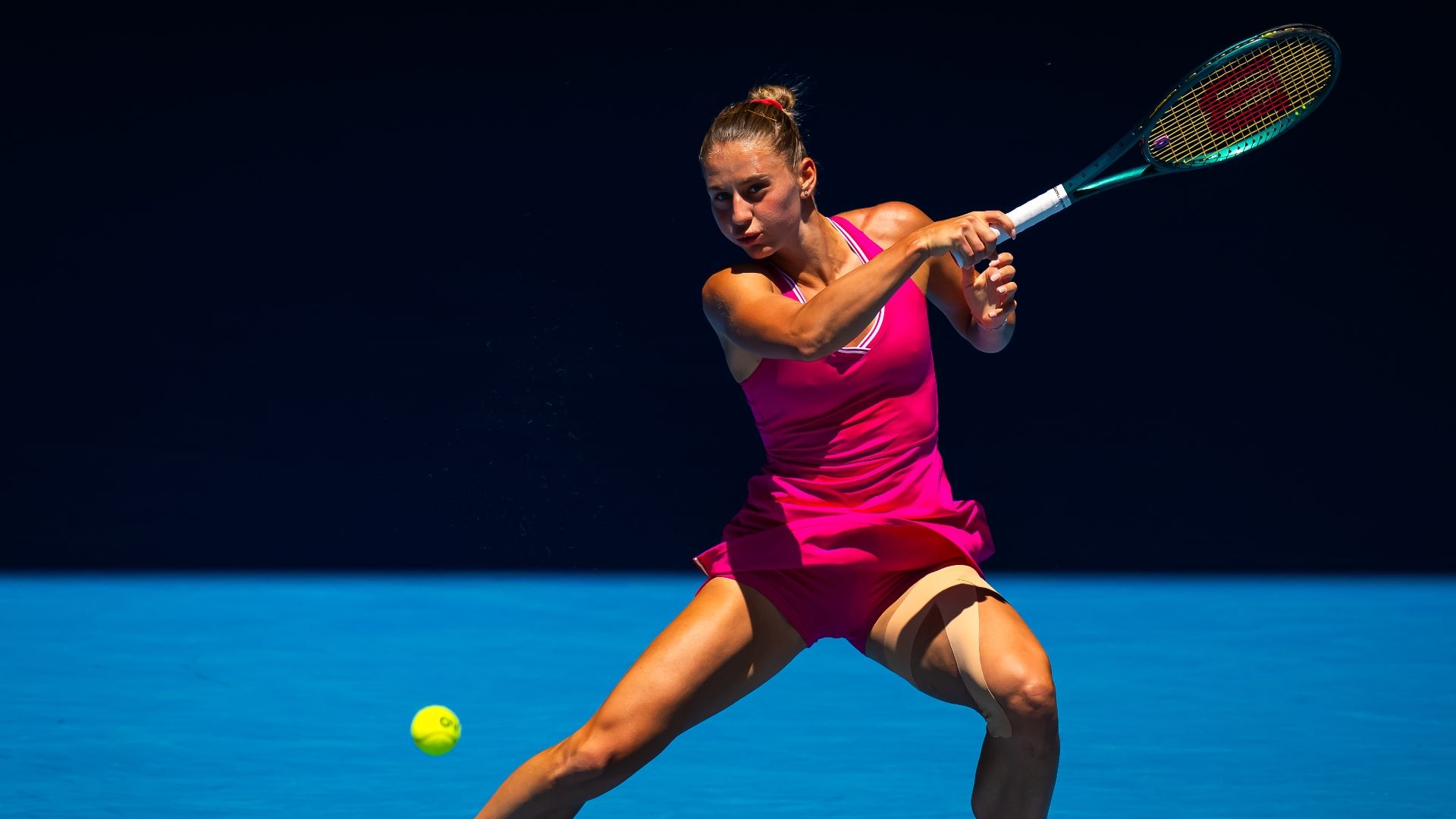 Marta Kostyuk wins incredible rally against Coco Gauff - ESPN Video