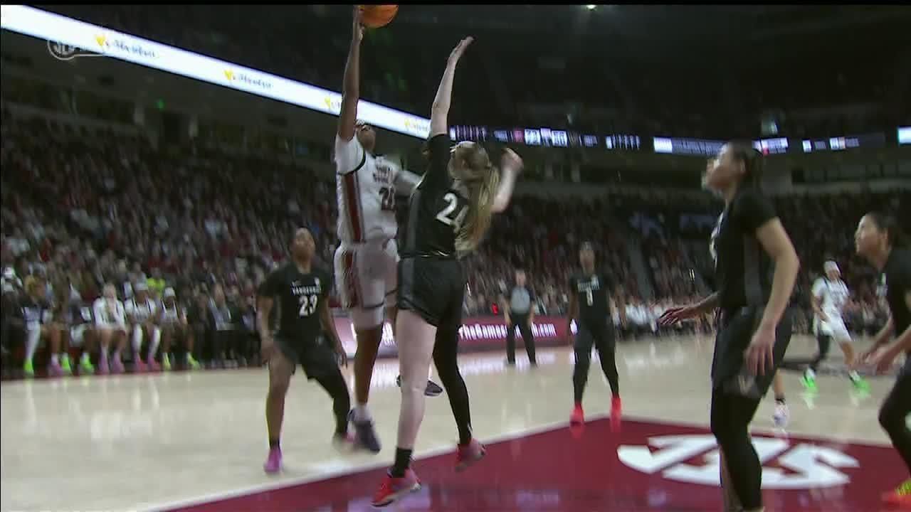 Sania Feagin drops in impressive bucket for South Carolina - ESPN Video