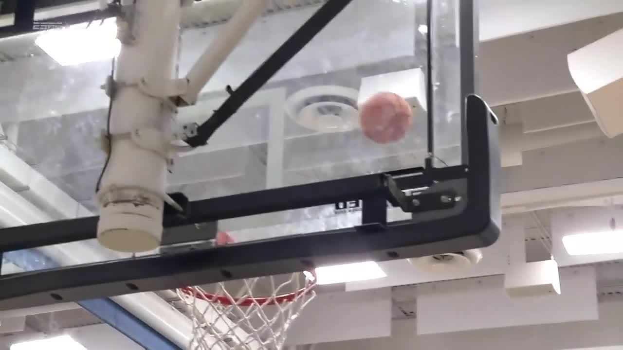 Eric Mulder throws down big slam dunk vs. Robert Morris Colonials ...