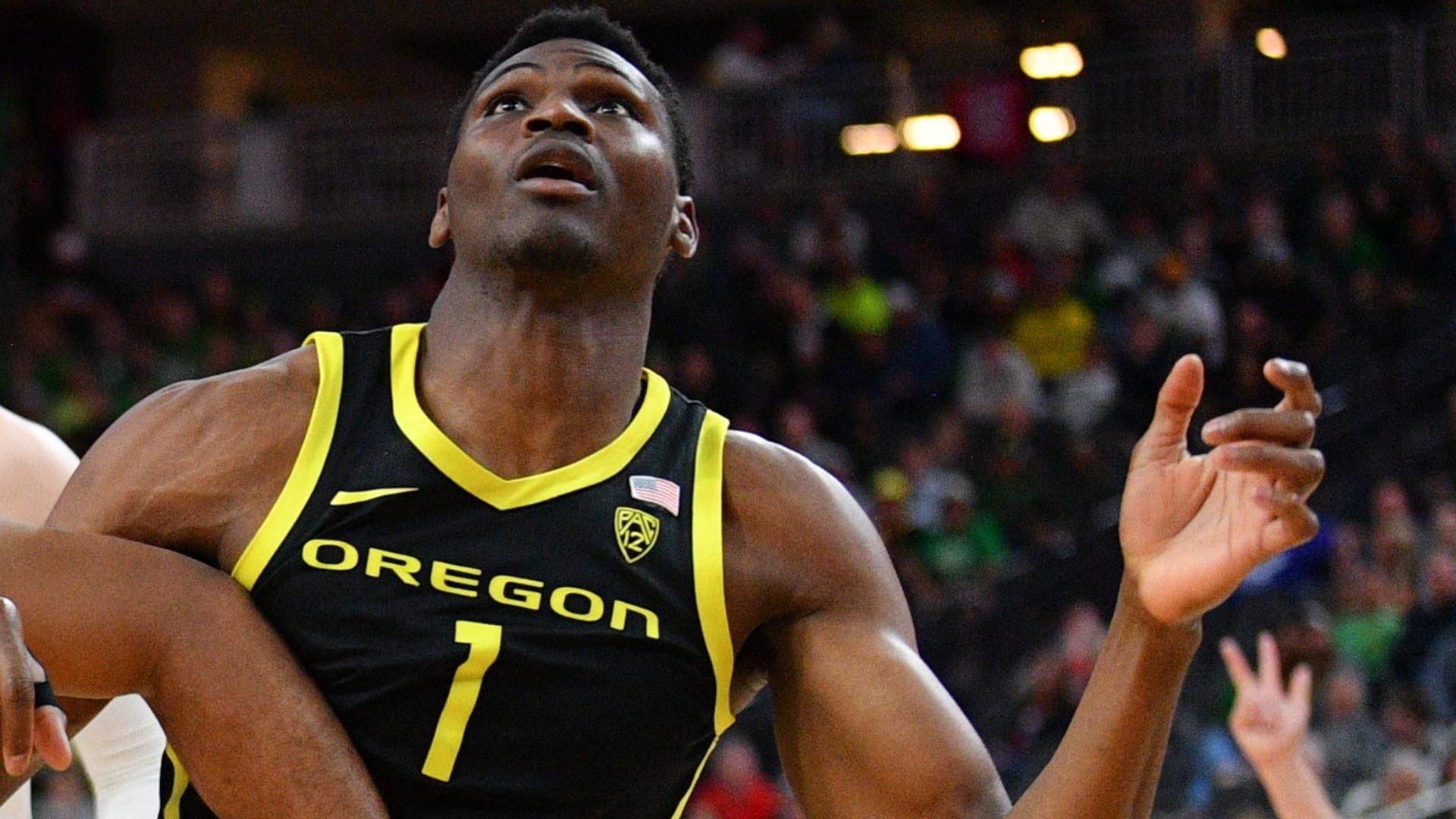 N'Faly Dante shines in final minutes to send Oregon to tournament ...