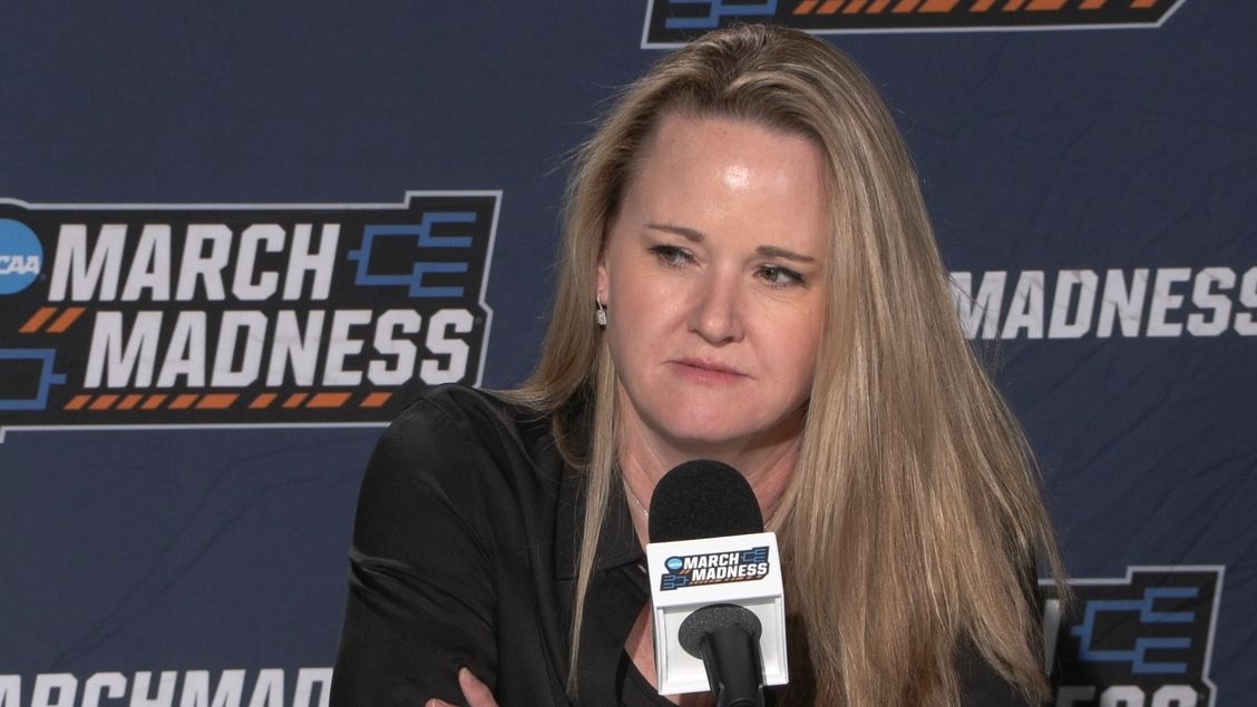 Utah coach recounts 'shocking' racist incidents toward team - ESPN Video