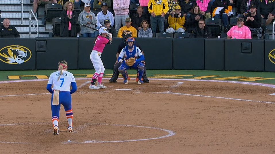 Mizzou's Maddie Gallagher rips 2-run single - ESPN Video