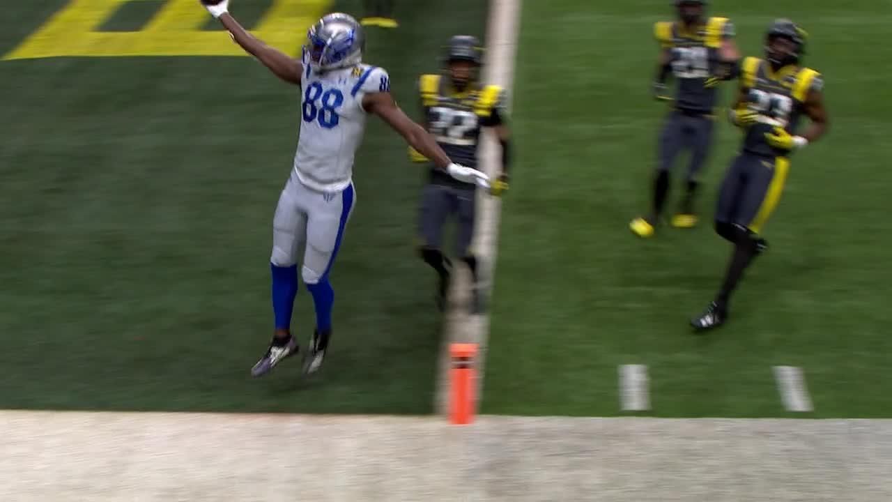 Hakeem Butler leaps into end zone for a TD - ESPN Video