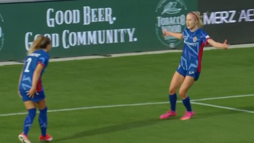 Tyler Lussi opens scoring for North Carolina Courage - ESPN Video