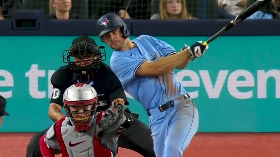 i?img=%2Fmedia%2Fmotion%2F2024%2F0511%2Fdm_240511_Ernie_Clement_single ...