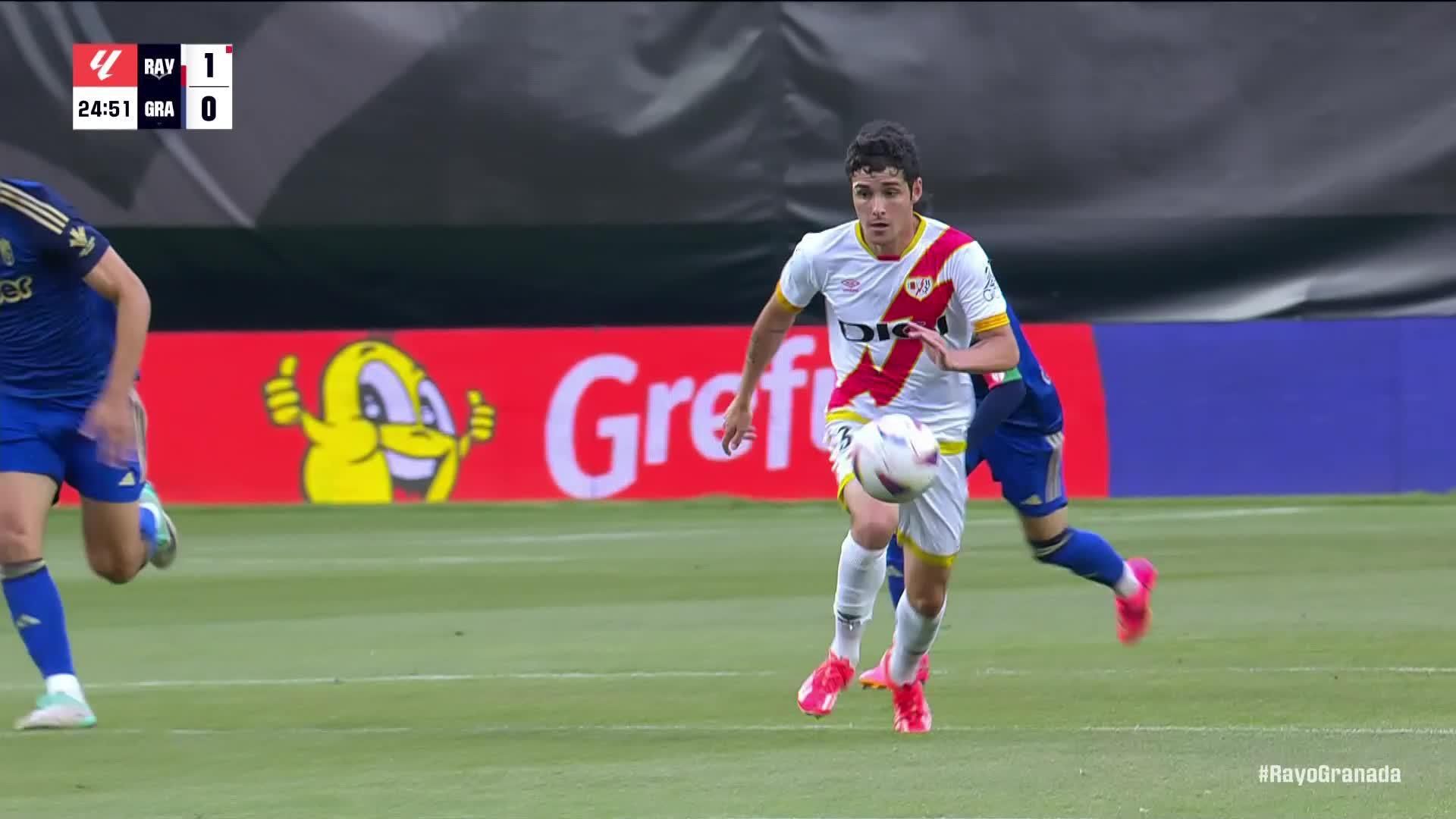 Marc Martínez Aranda stops the shot for Granada - ESPN Video