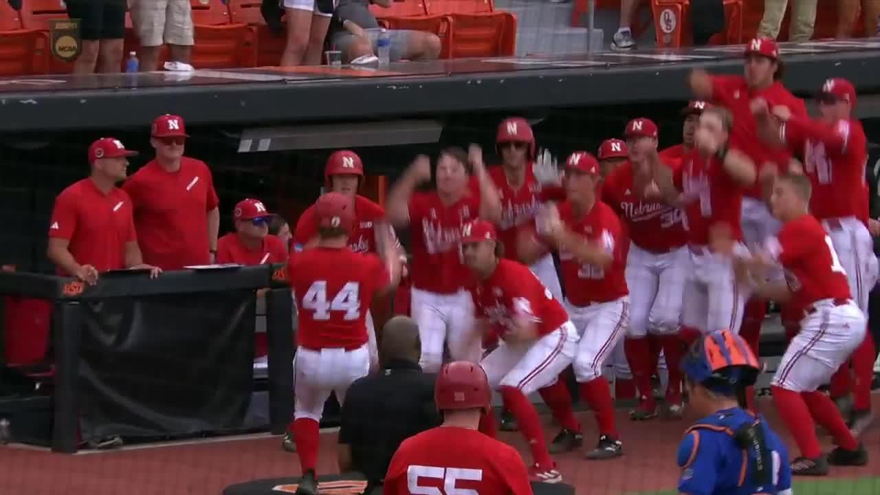Gabe Swansen crushes a homer - ESPN Video