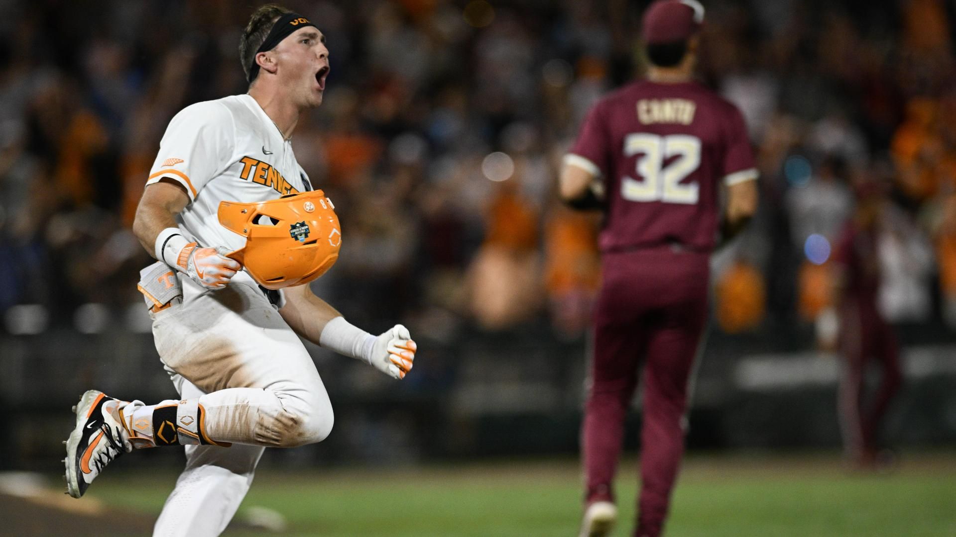Tennessee walks it off in the 9th on Dylan Dreiling's single - ESPN Video