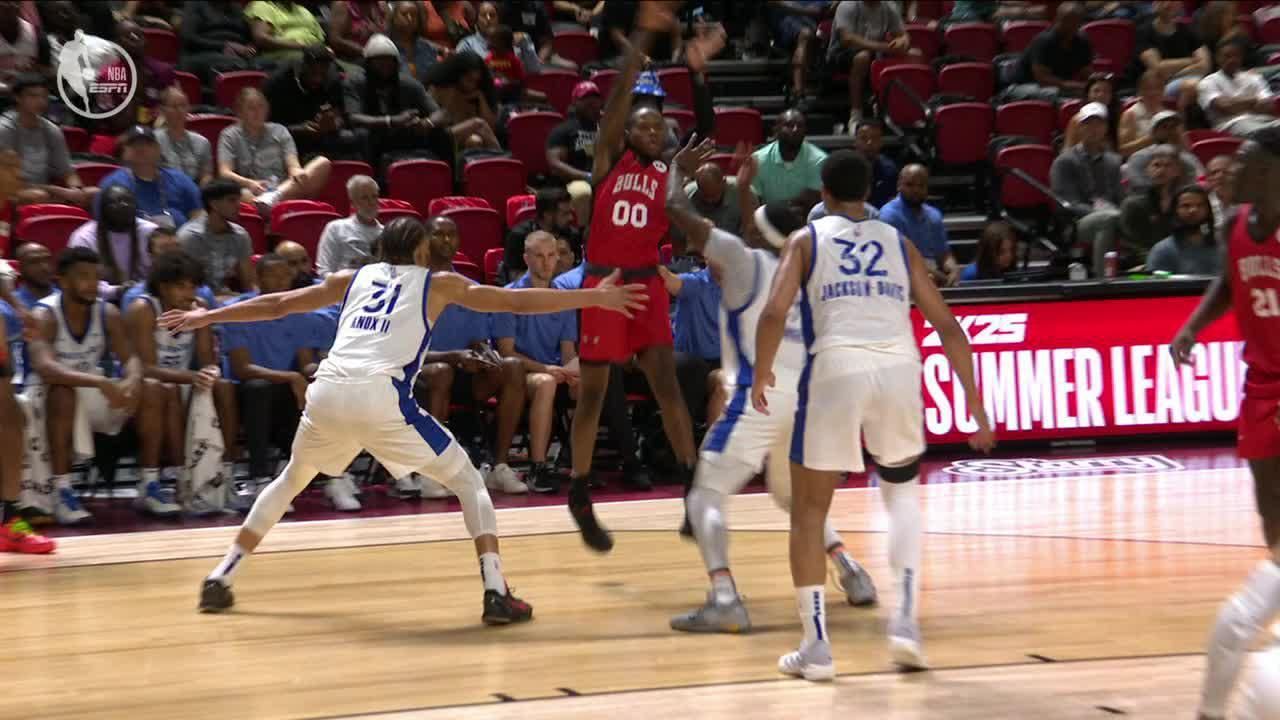 Matas Buzelis shows off the range on 3-point shot - ESPN Video