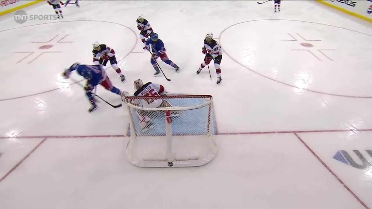 Adam Edstrom scores goal vs. Devils - ESPN Video