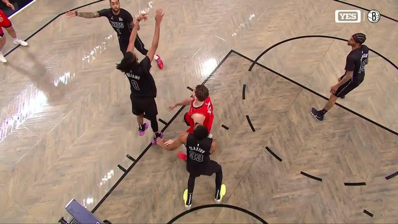 Dillon Brooks knocks down the 3 - ESPN Video