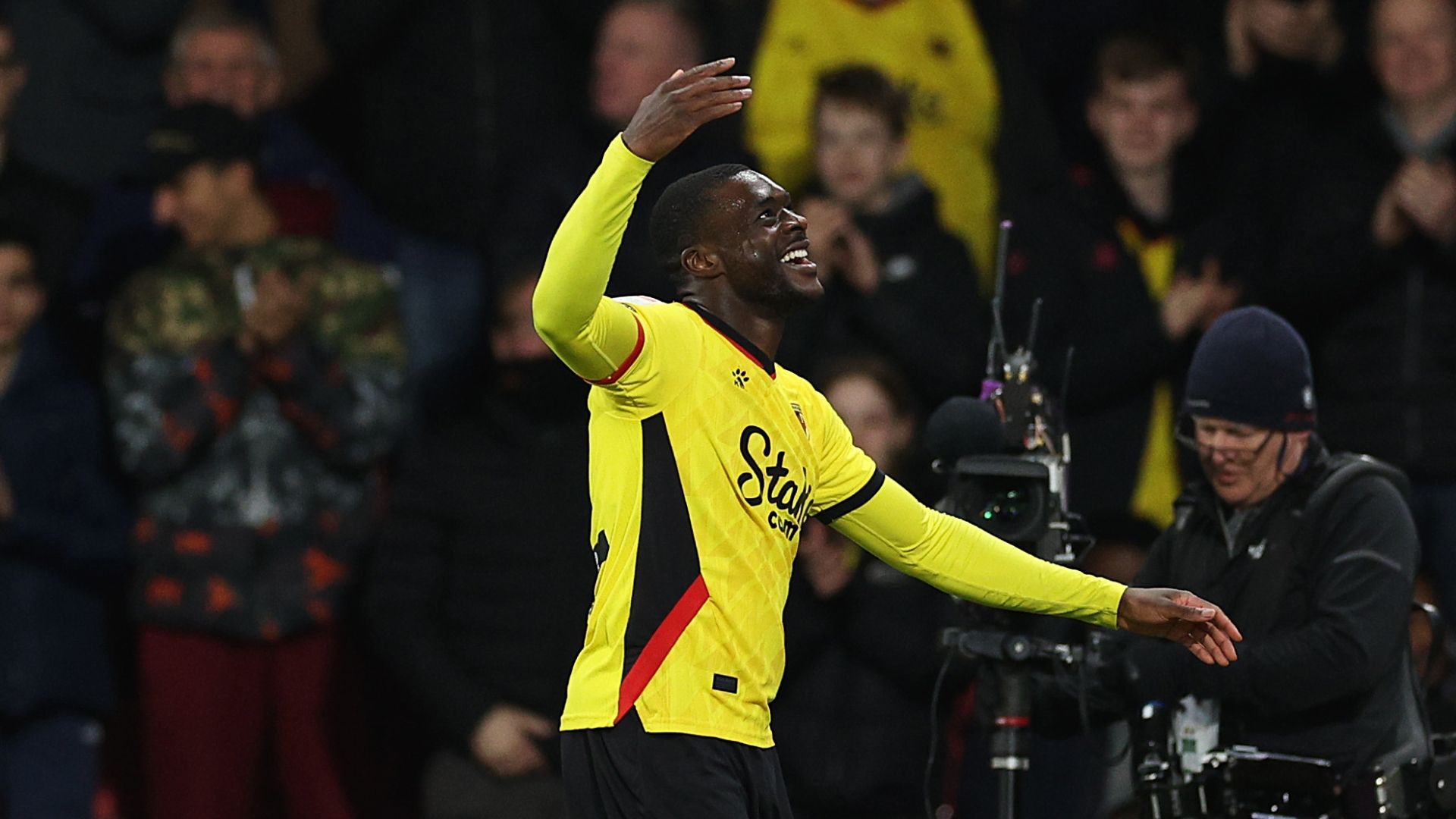 Watford edge West Brom in thriller to move into playoff spot - ESPN Video