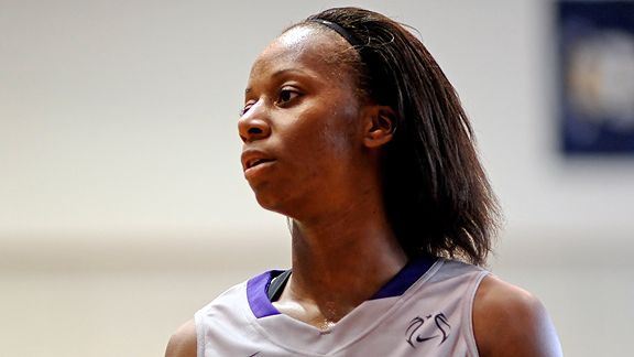 Ieshia Small excels despite loss - ESPN