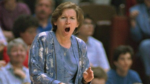 Hatchell joins exclusive 900-win club - ESPN