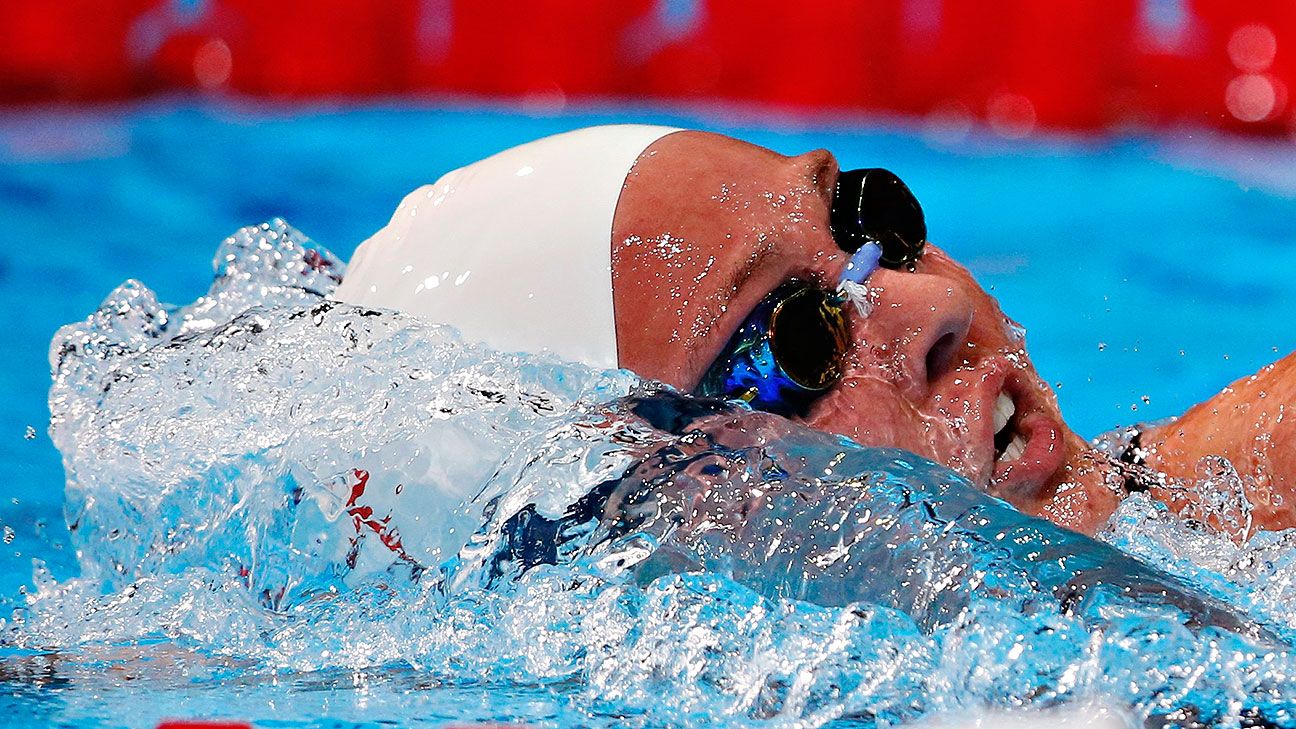 Chloe Sutton breaks Arena Grand Prix event record in 400 free - ESPN