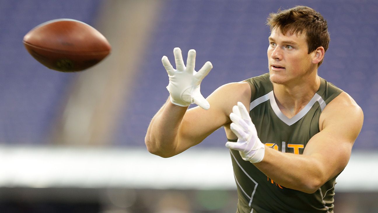 Troy Niklas strengthens Cards’ run, pass games - ESPN - NFC West- ESPN