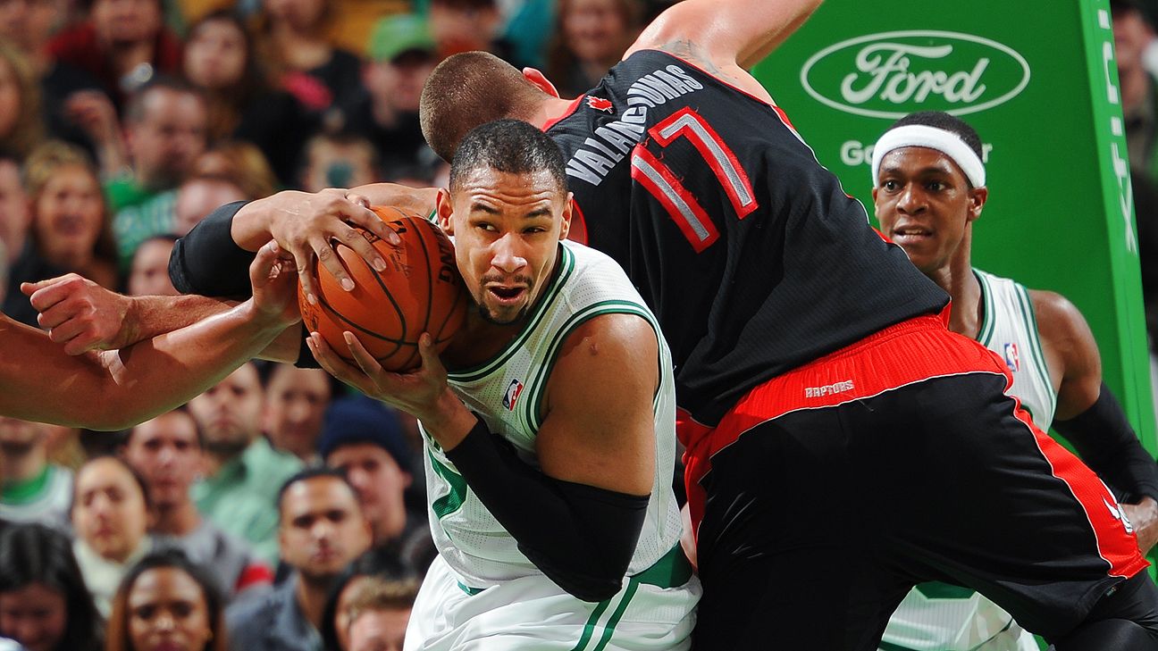 Notebook: Sully shoots from hip - ESPN - Boston Celtics Blog- ESPN