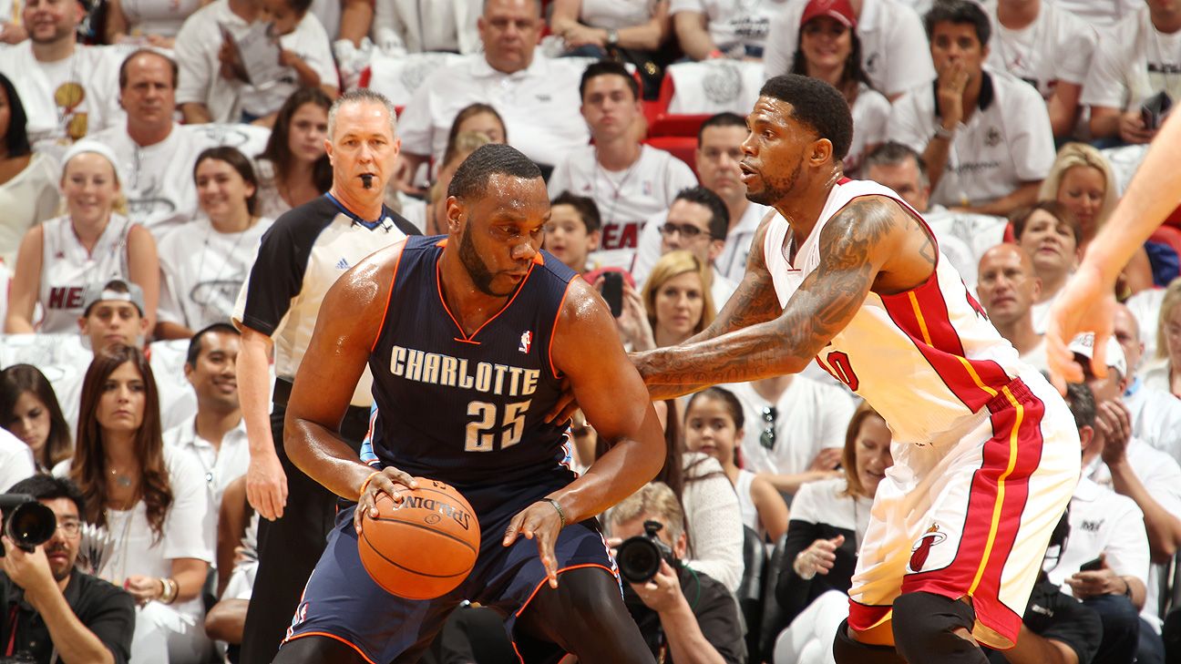 2014 NBA playoffs -- Al Jefferson of Charlotte Bobcats 'walking on ...