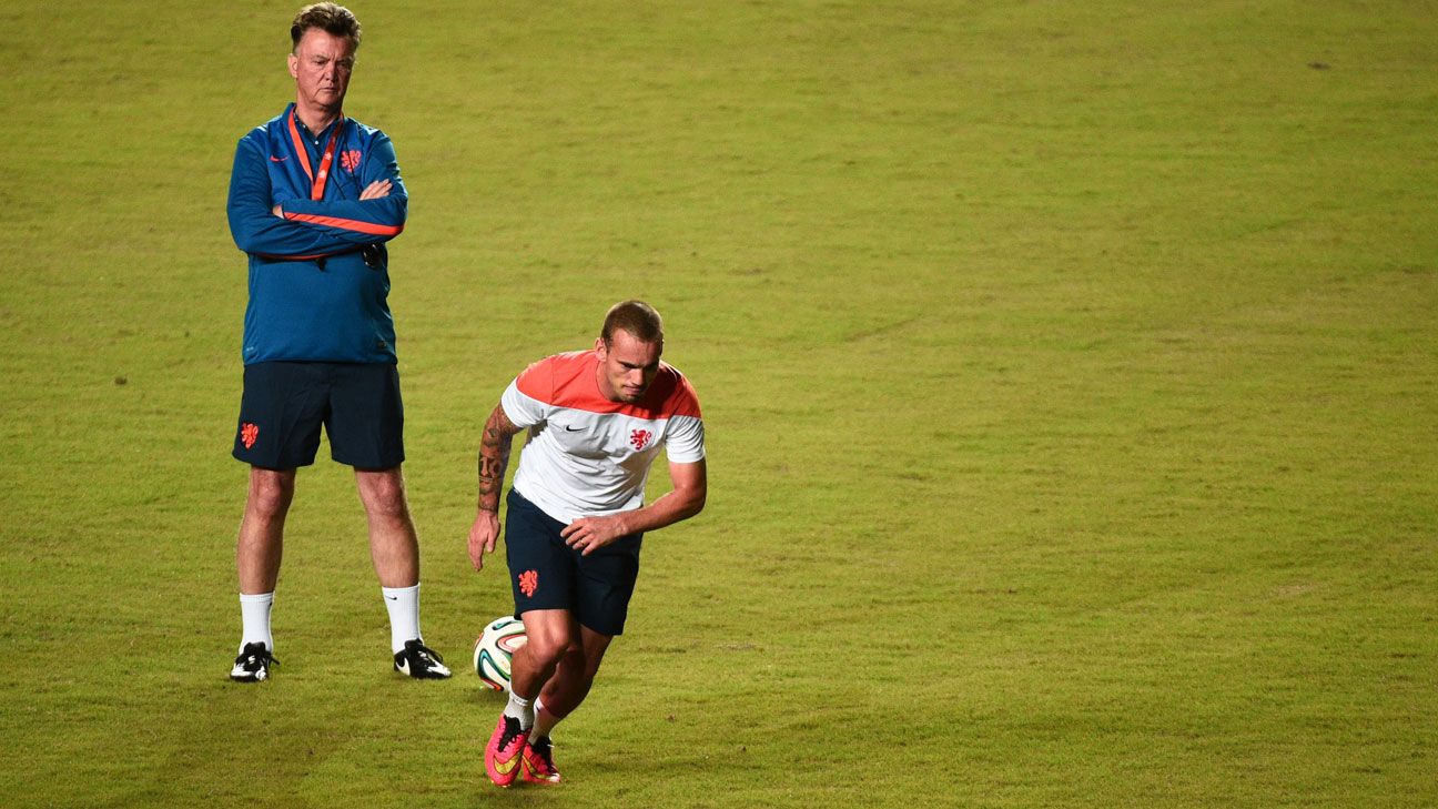 Wesley Sneijder welcomes Man United link but not expecting move - ESPN