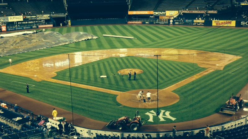 Yankees grounds crew struggles in rain - ESPN - Dallas Texas Rangers ...