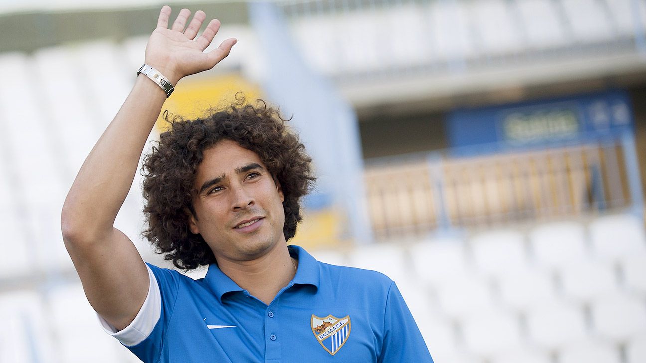 Malaga complete deal for Ochoa - ESPN