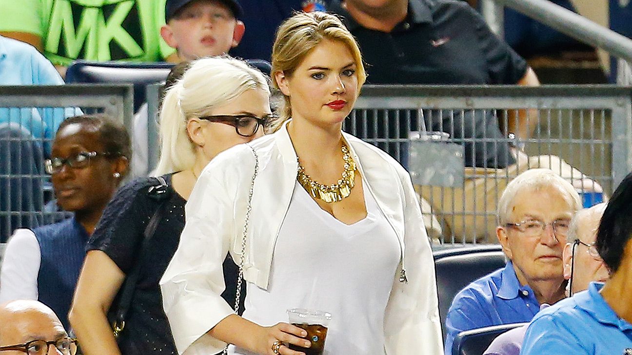 Kate Upton graces cover of Sports Illustrated swimsuit issue for third ...