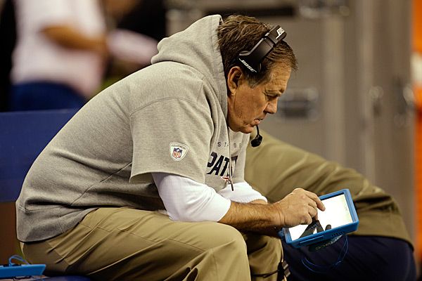 Inside Slant: Microsoft Surface tablets penetrate NFL tech barrier ...