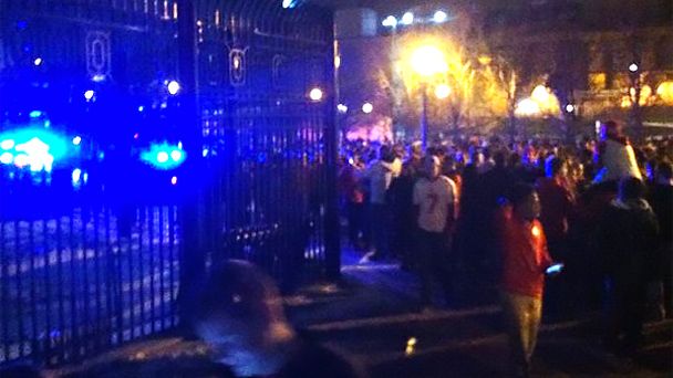 Police use pepper spray to subdue Ohio State scene - ESPN