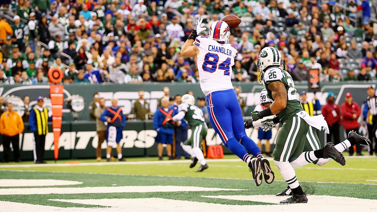 TE Scott Chandler making strong first impression on New England ...