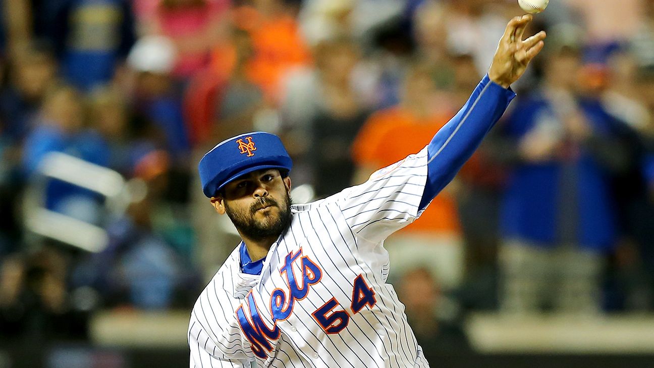 Mets' Alex Torres sports exterior-padded cap, then secures first save ...