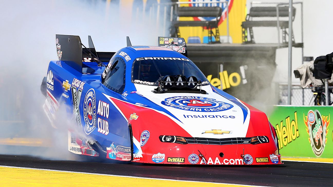 Robert Hight tops Funny Car qualifying with historic run at Texas - ESPN