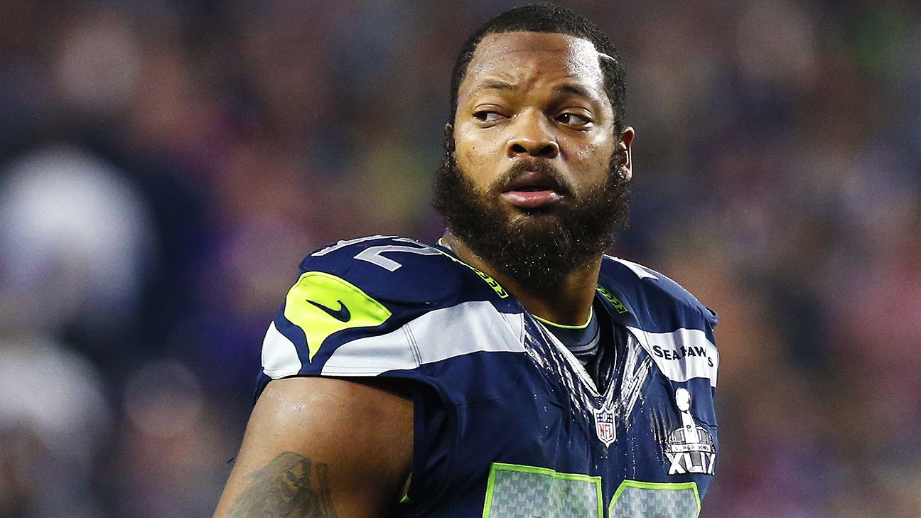 Michael Bennett of Seattle Seahawks fined for hit on Kansas City Chiefs ...