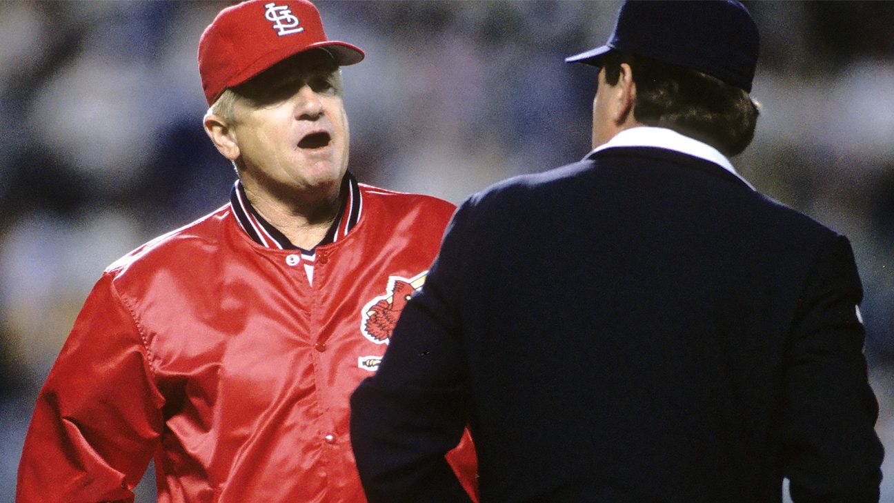 How referees, umpires deal with big-game pressure - ESPN