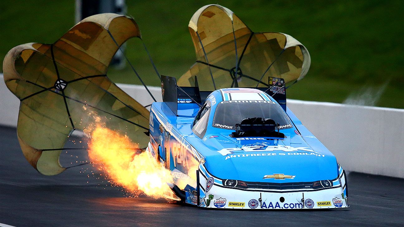 John Force leads Funny Car qualifying at Mile-High Nationals - ESPN