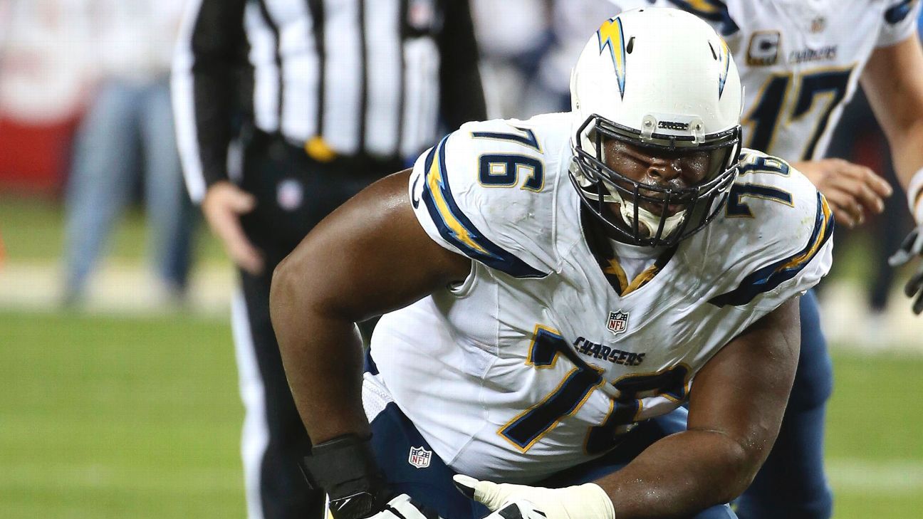 San Diego Chargers' D.J. Fluker to undergo MRI on injured right foot - ESPN