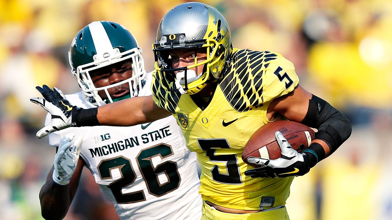 Oregon Ducks receiver Devon Allen suffers season-ending knee injury - ESPN