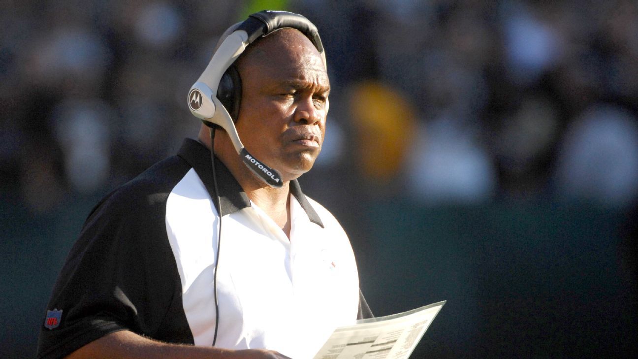 NFL investigating Steelers assistant for allegedly assaulting Patriots ...