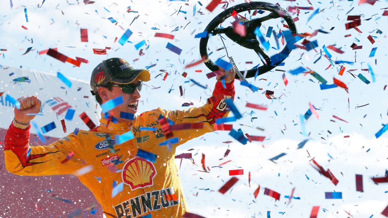 Joey Logano races into 3rd round of Chase with Charlotte win - ESPN
