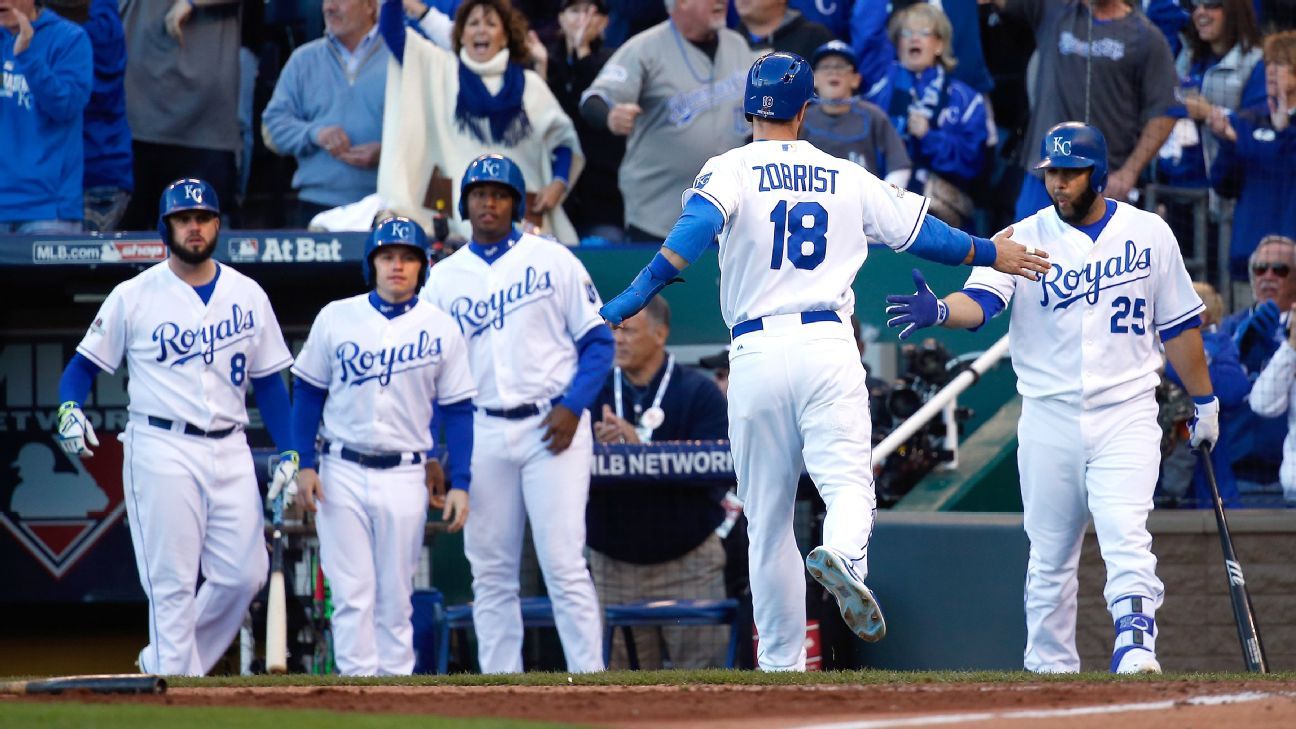 Royals' comeback formula works again in stunning Game 2 victory