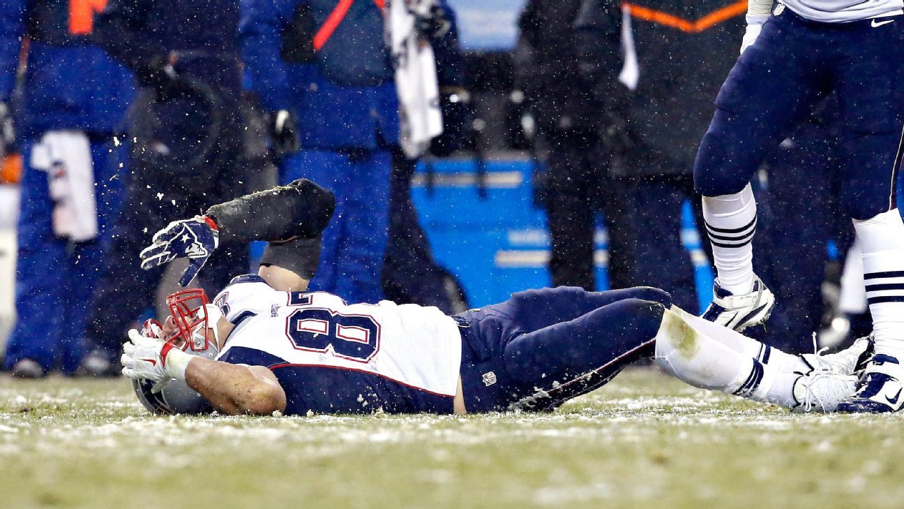 The big names who went down with injuries in Week 12 - ESPN
