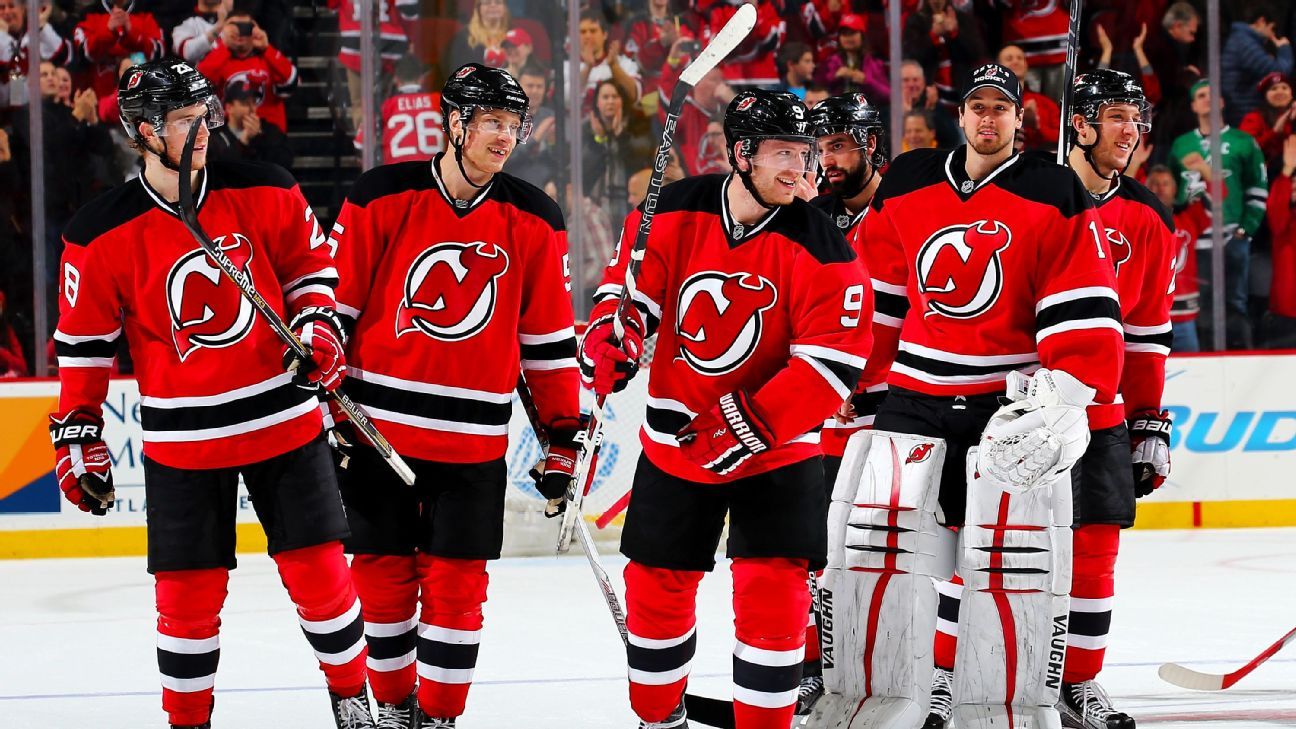 Jiri Tlusty of New Jersey Devils undergoes wrist surgery, will miss 3-4 ...