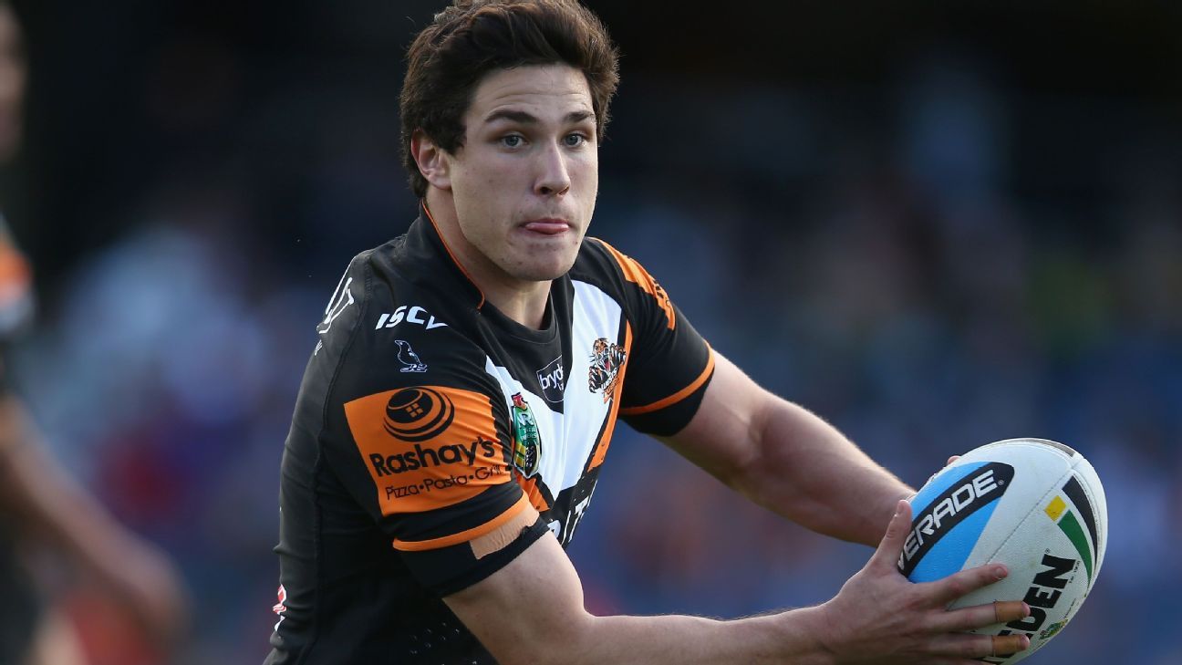Mitchell Moses steps up for Wests Tigers - ESPN
