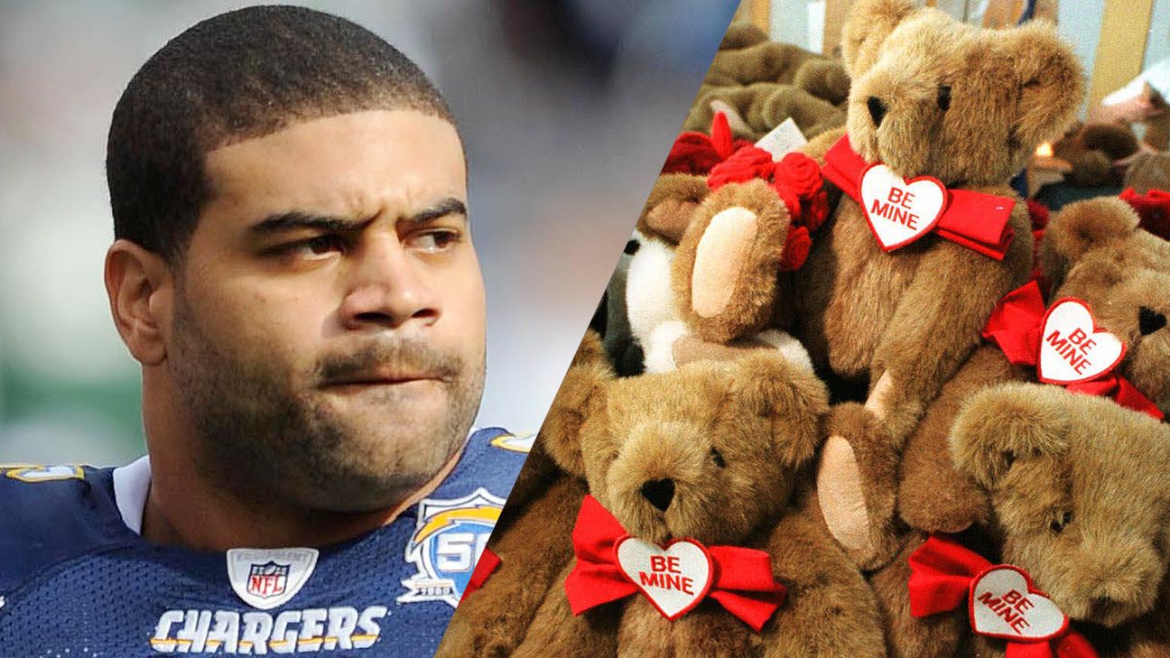 Shawne Merriman sues teddy bear company - ESPN - San Diego Chargers ...