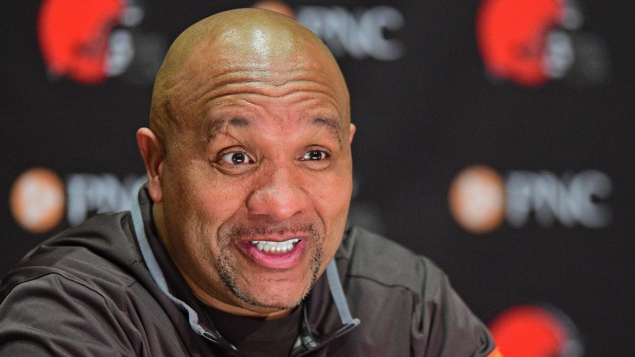 Chad Johnson leaves Cleveland Browns training camp for personal matter ...