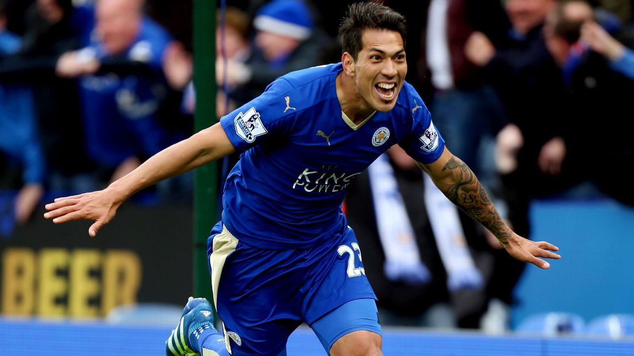 Leonardo Ulloa signs new contract to remain with Leicester City - ESPN
