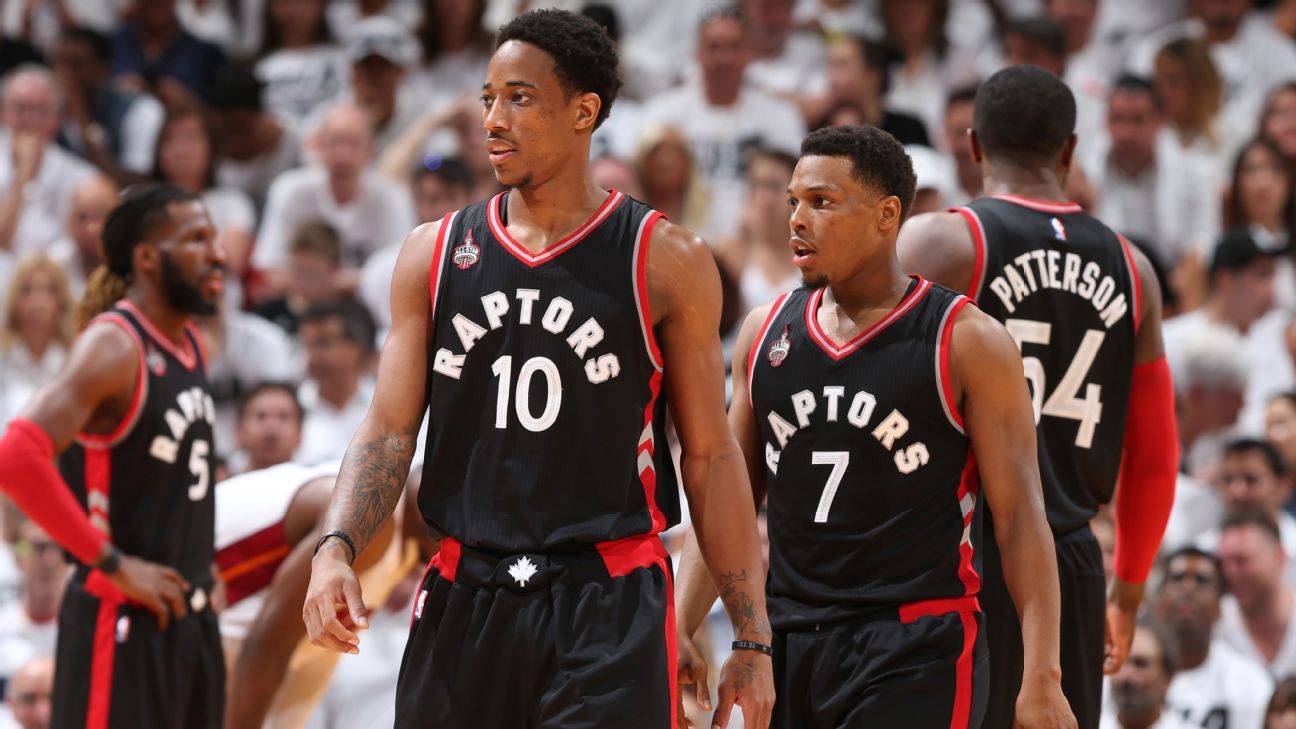 Monday's Raptors News: DeMar DeRozan leads way in easy win over Knicks ...