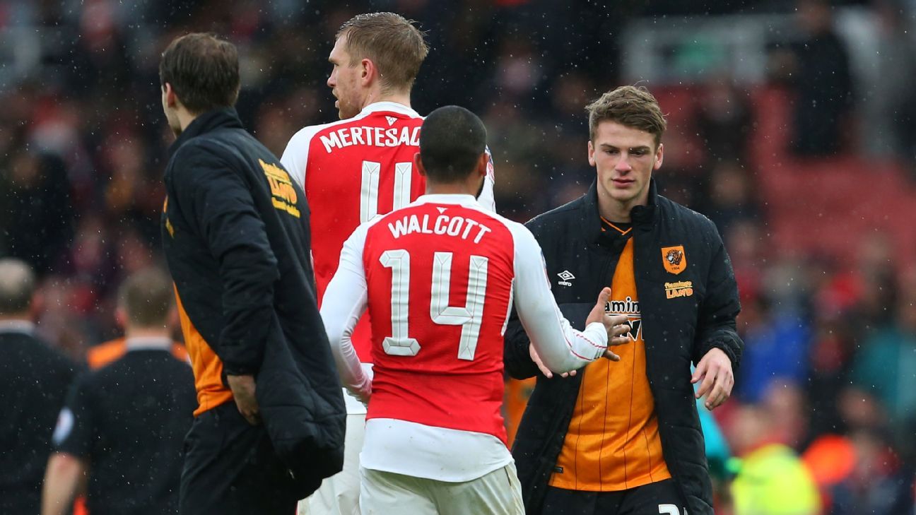 Arsenal and Tottenham tracking Hull teenager Josh Tymon sources - ESPN
