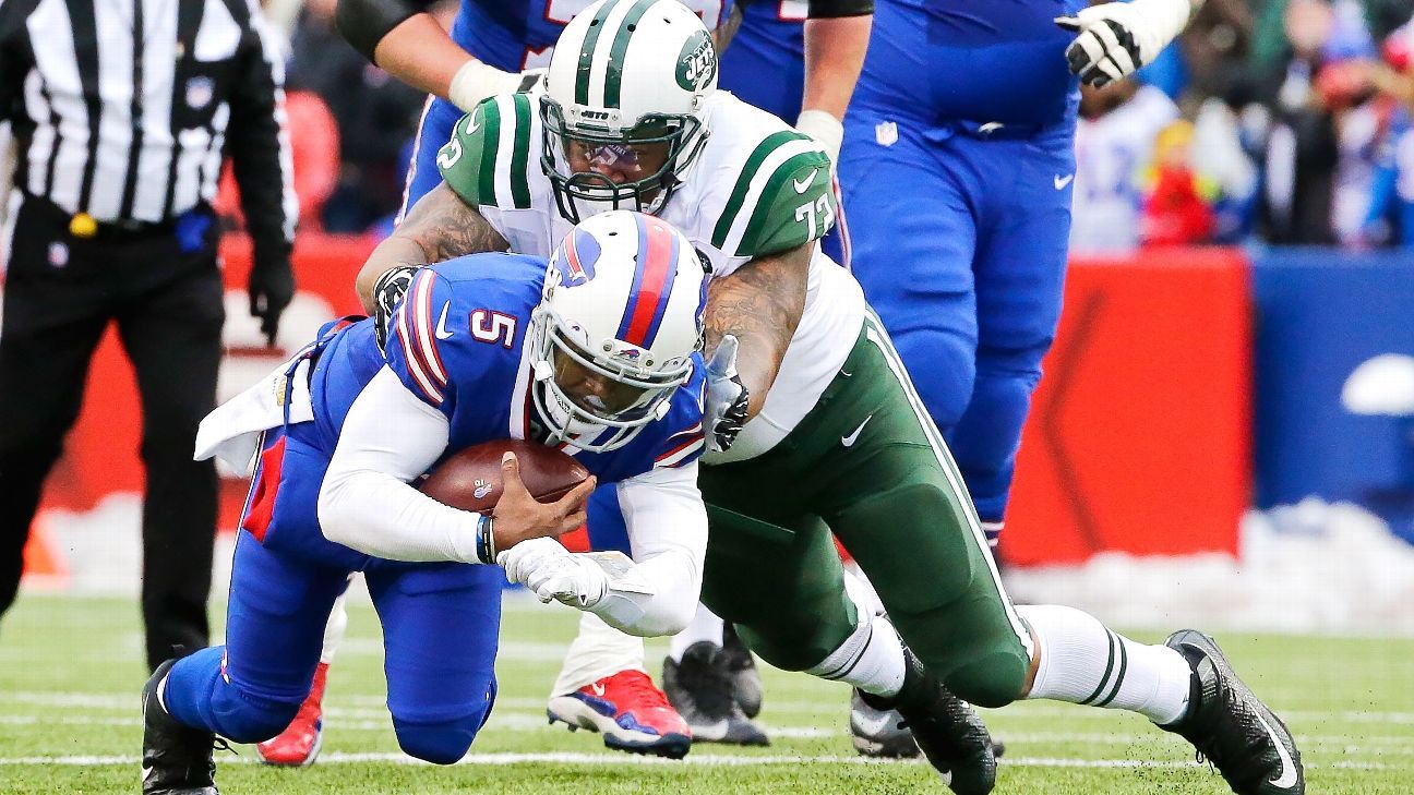 Defensive end Stephen Bowen announces his retirement after 10 NFL ...